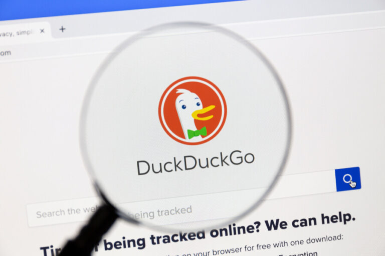Wyszukiwarka DuckDuckGo - bezpieczne wyszukiwanie - Blog Verseo